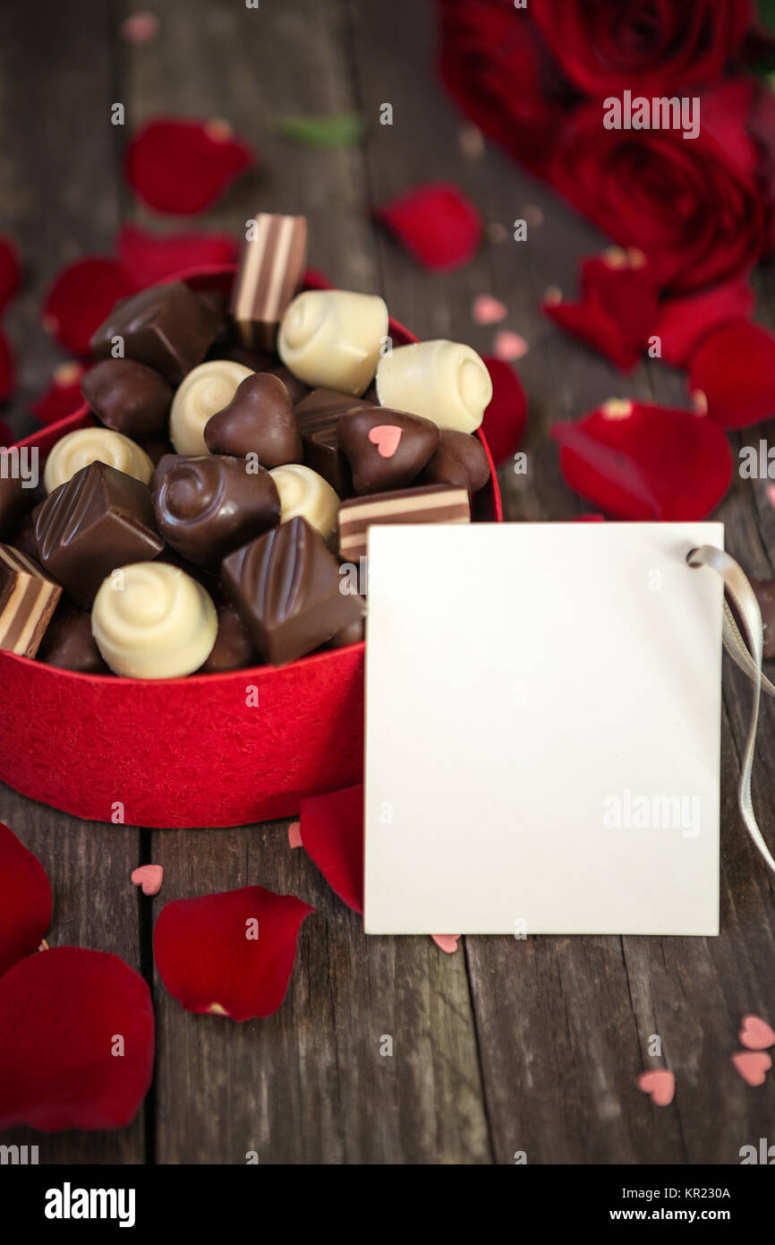 Red rose box chocolates hi-res stock photography and images - Alamy