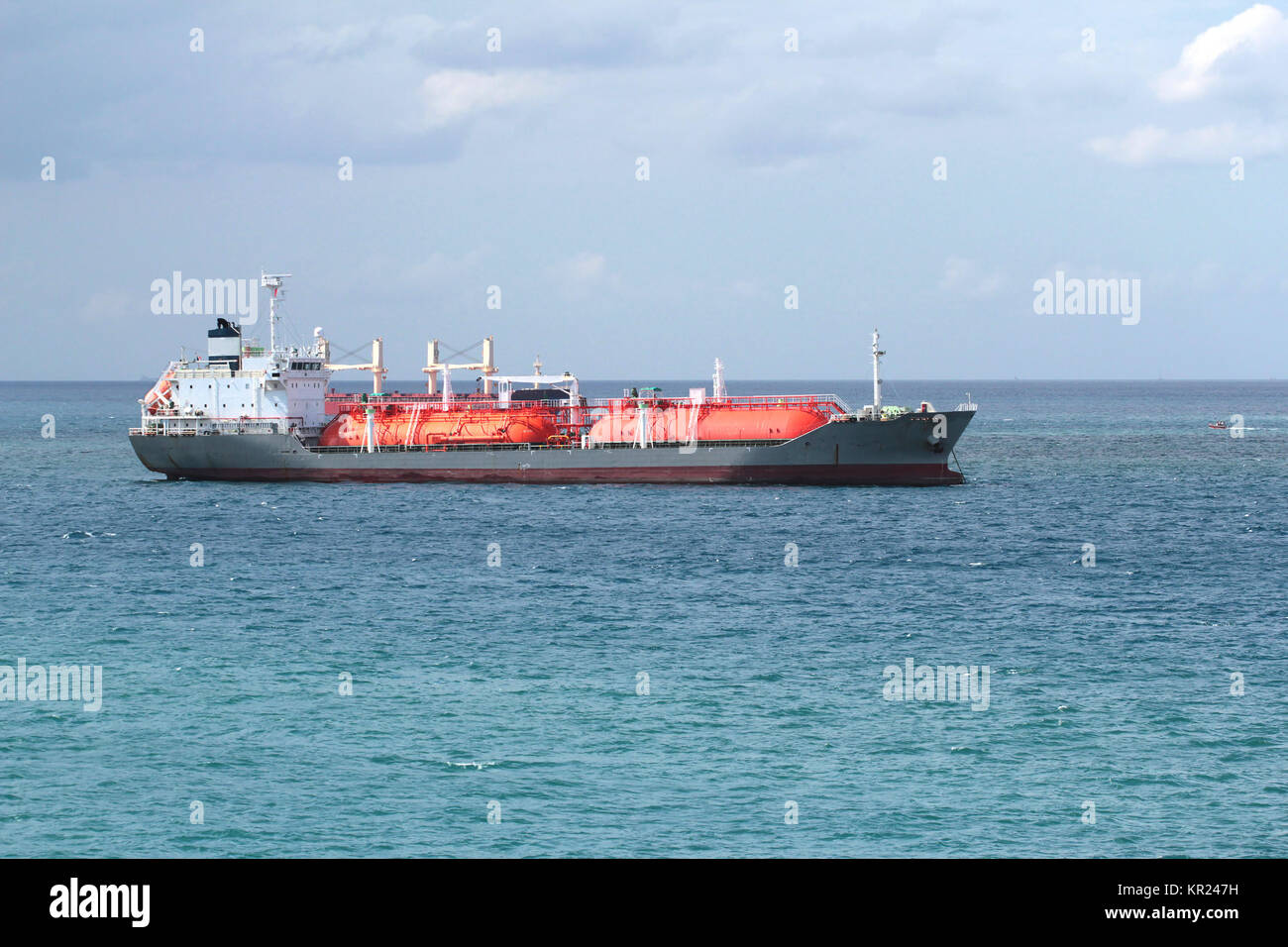 Gas cargo ship Stock Photo - Alamy