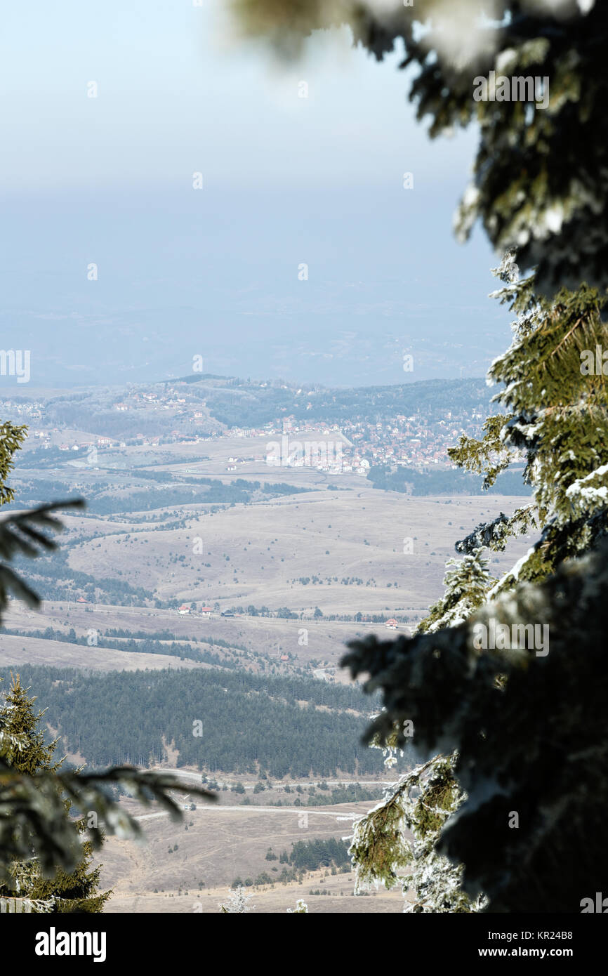 Winter vs spring hi-res stock photography and images - Alamy