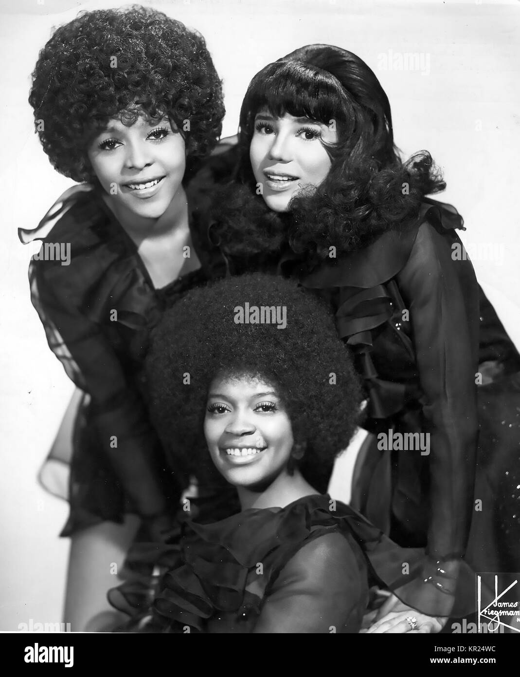 Vocal girl Black and White Stock Photos & Images - Alamy