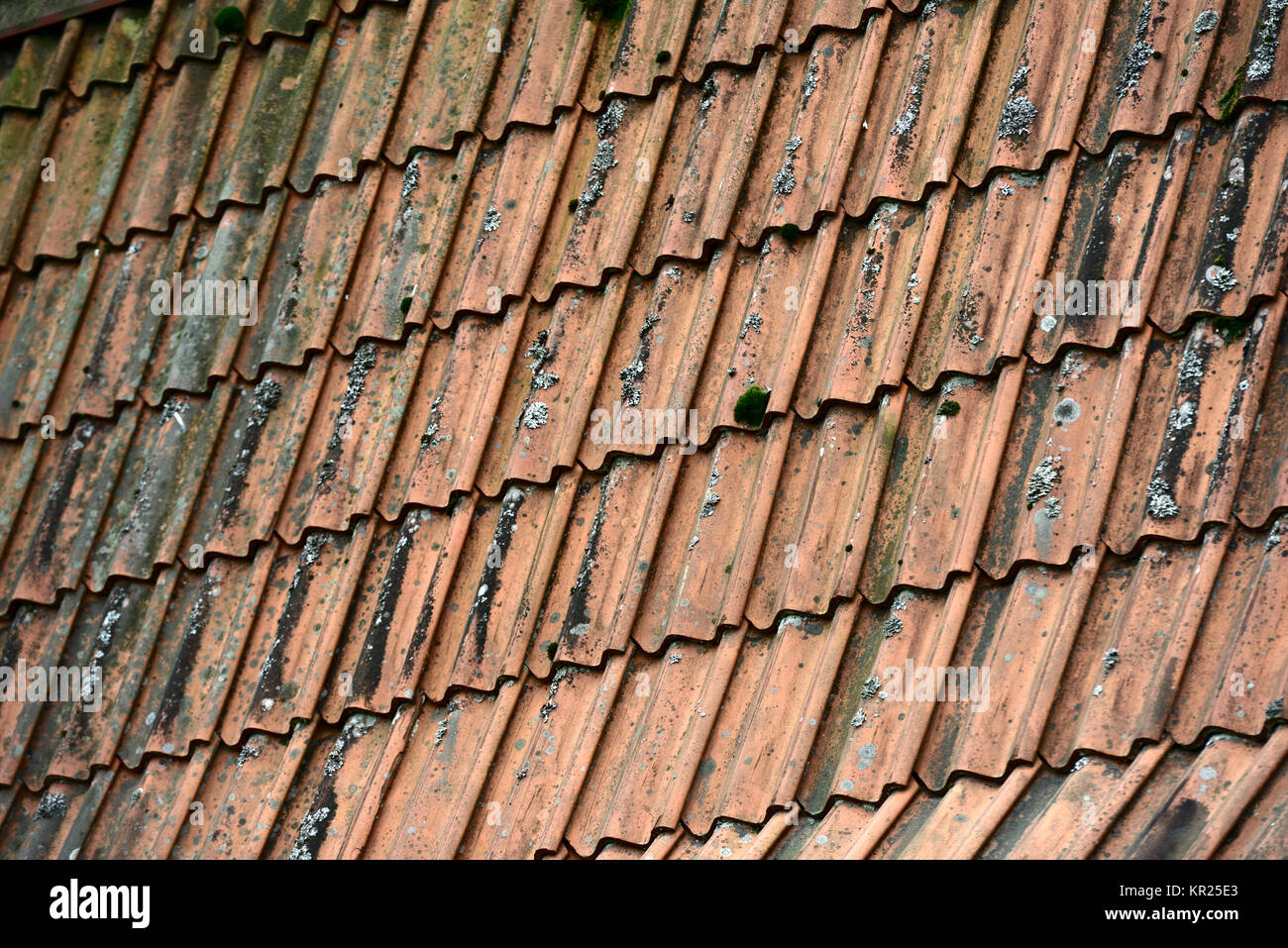Grunge roof hi-res stock photography and images - Alamy