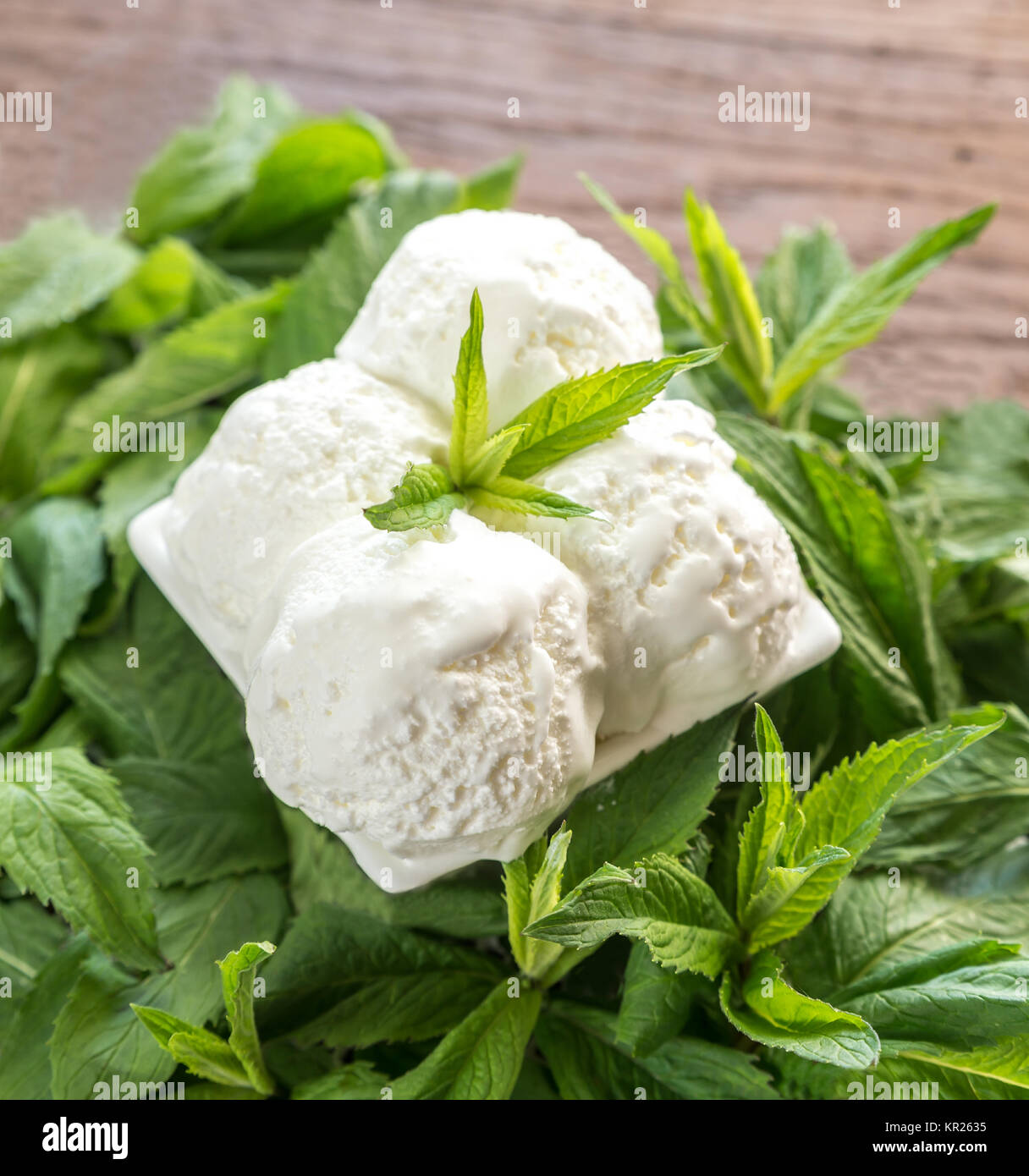 Melted mint ice cream hi-res stock photography and images - Alamy
