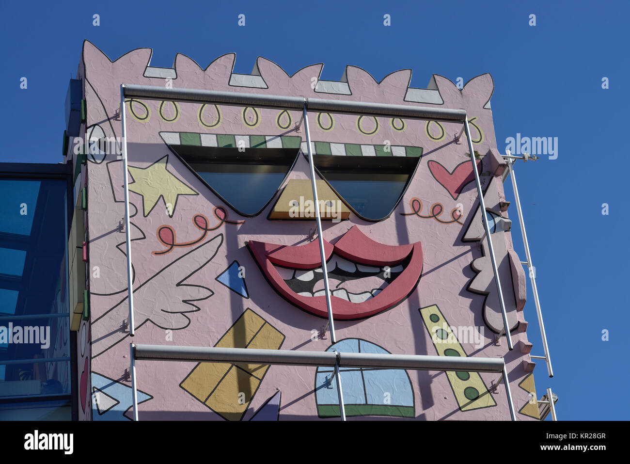 Happily Rizzi House, field court, Brunswick, Lower Saxony, Germany ...