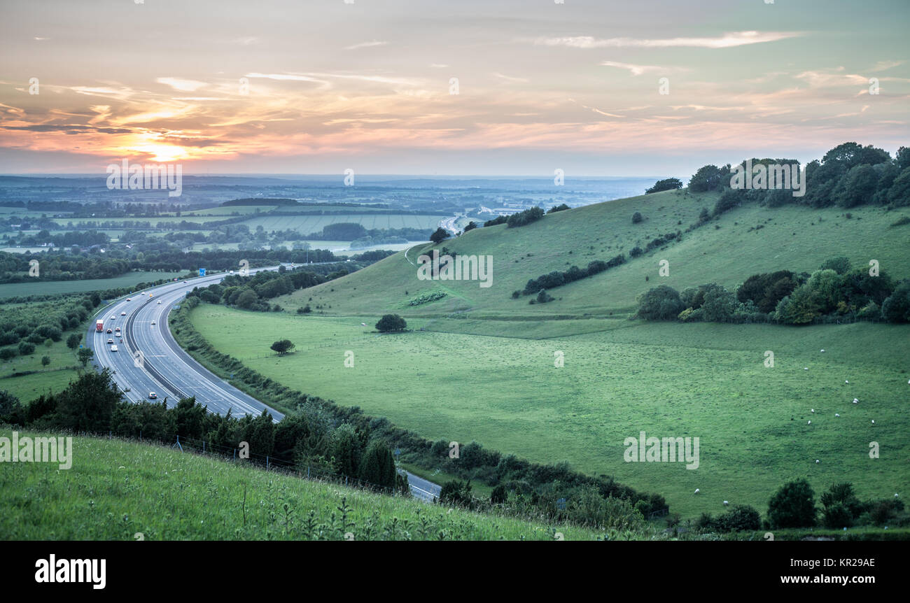 M40 motorway london hi-res stock photography and images - Alamy