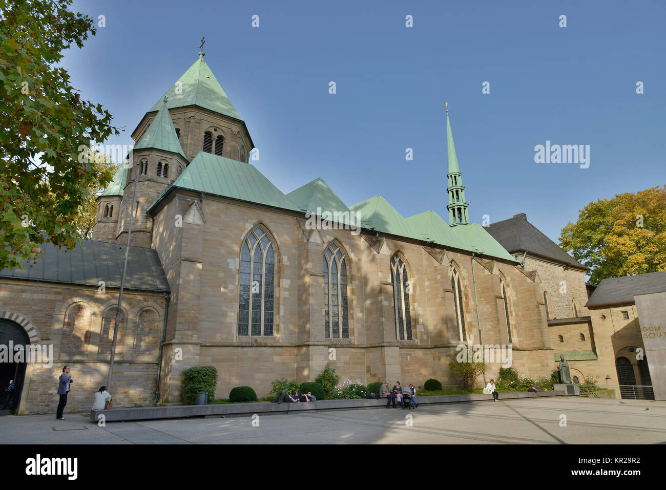 Cathedral of essen hi-res stock photography and images - Alamy