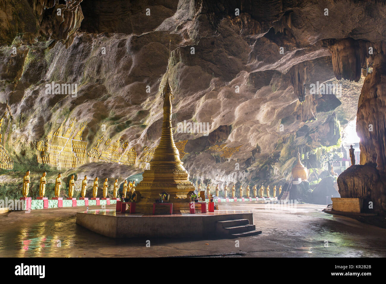Buddhists temple in Saddar cave near Hpa-an in Myanmar Stock Photo - Alamy