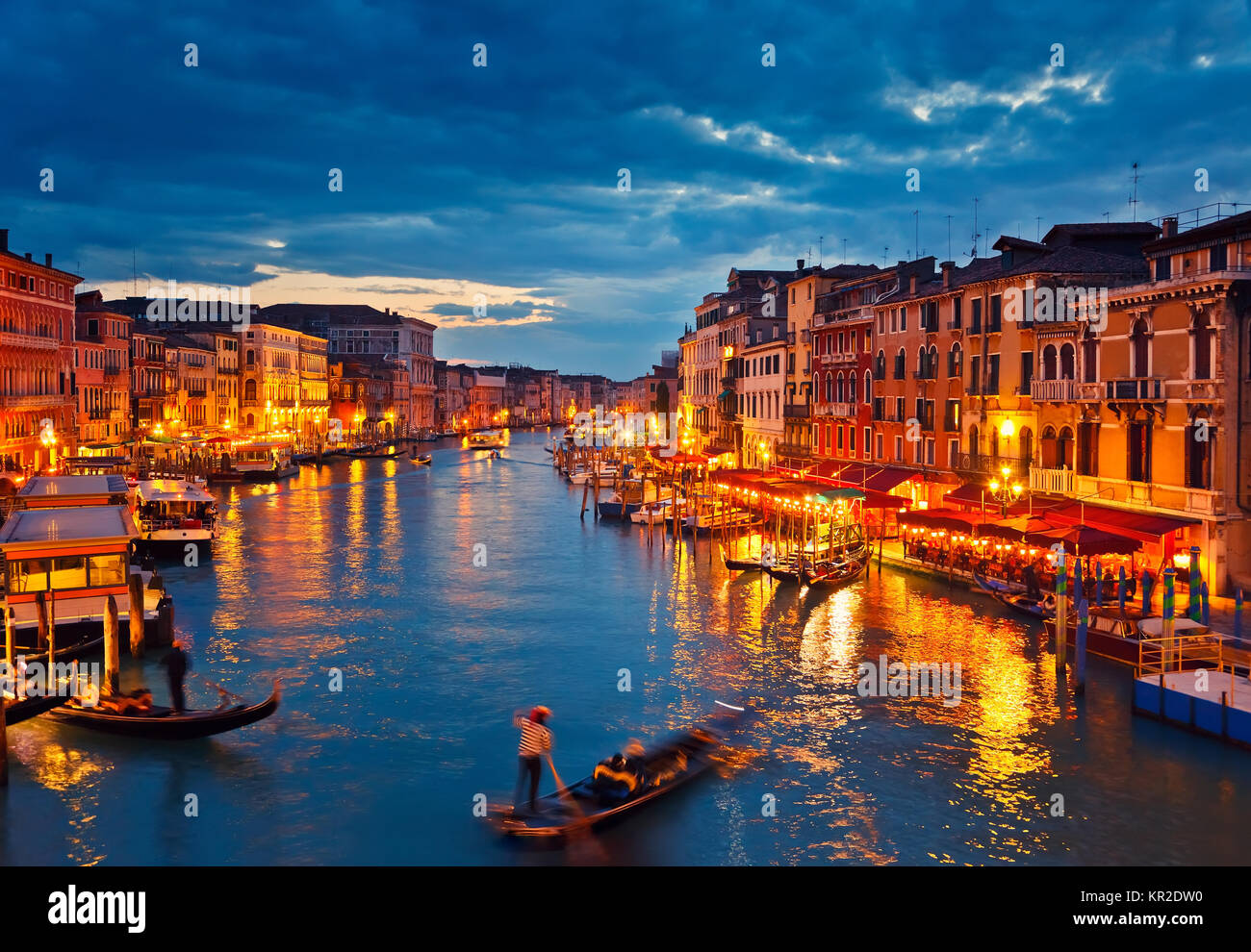Night nighttime lights romantic venice hi-res stock photography and ...