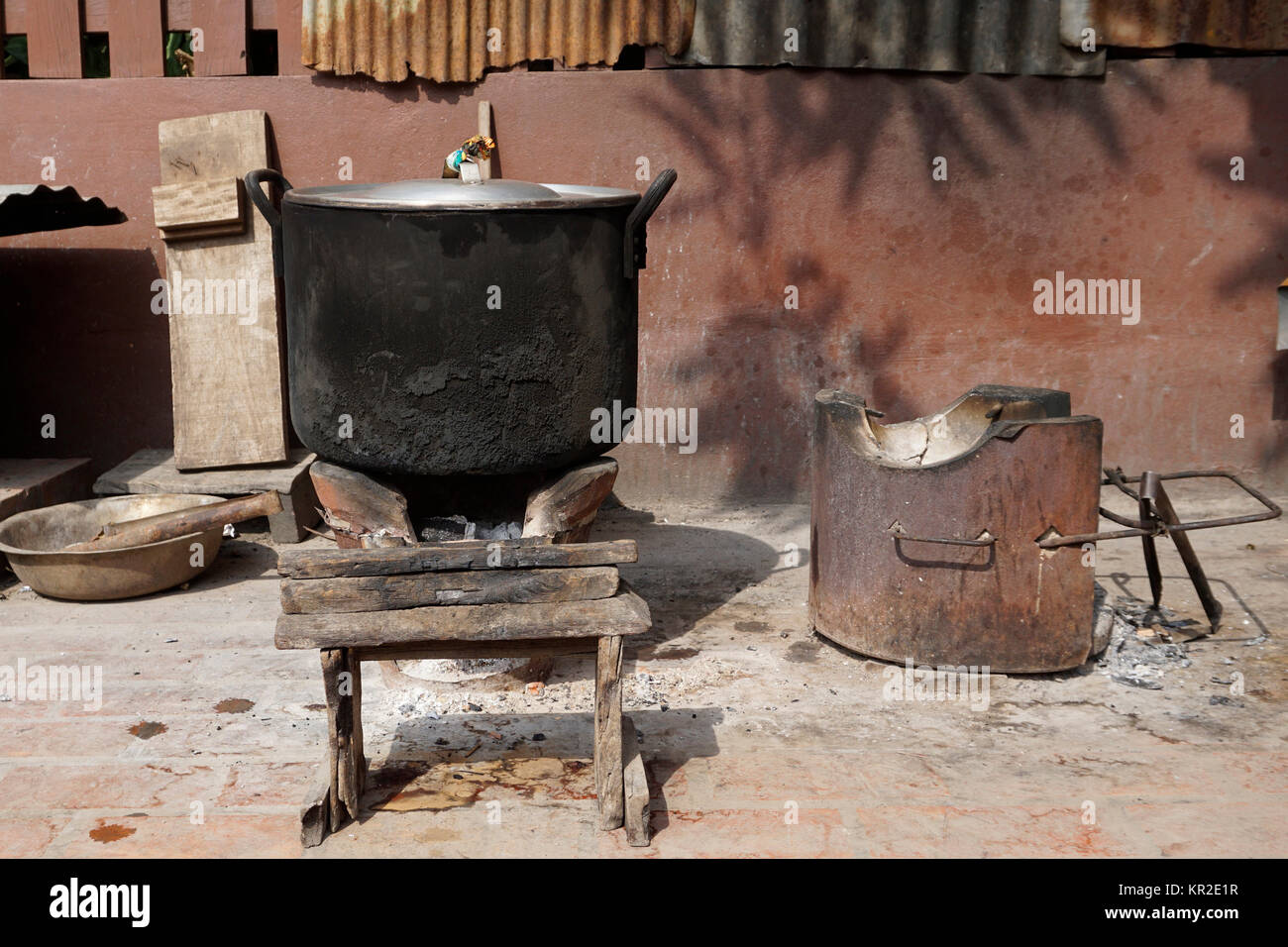 Local stove kitchen outdoor Stock Photo - Alamy