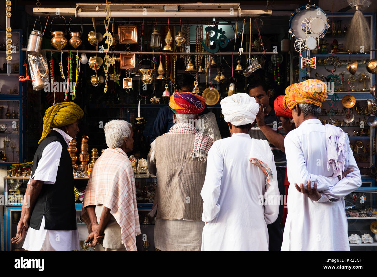 Rajasthani men dress hi-res stock photography and images - Alamy