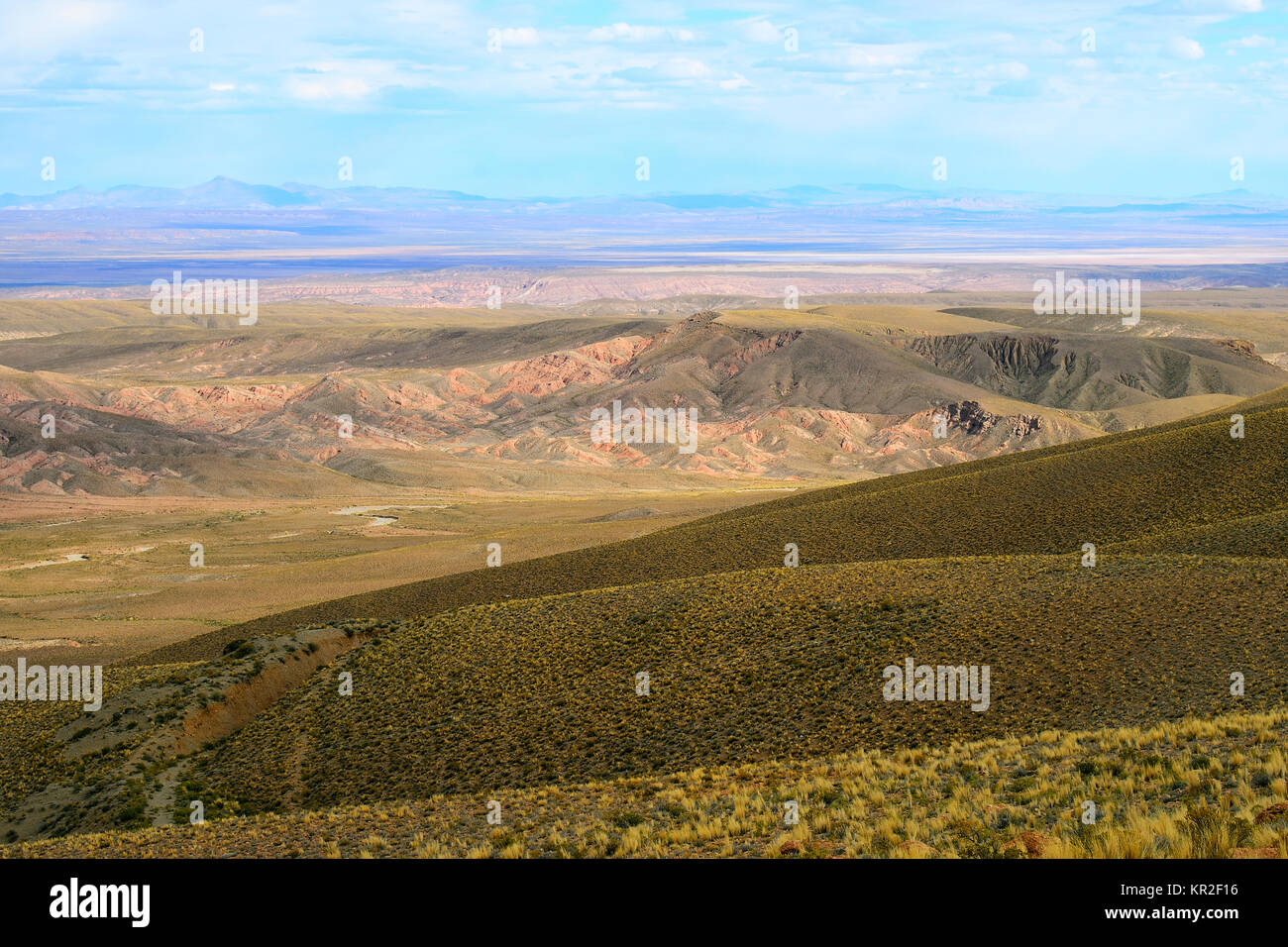 Mountainous landscape with river at 4000 m above sea level, Uyuni ...