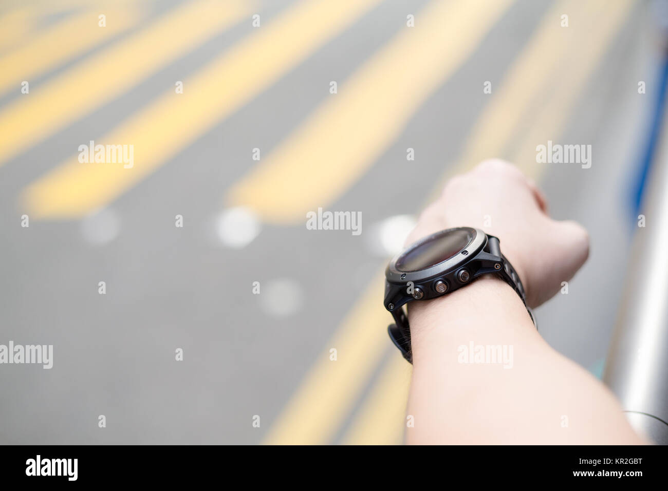 Man wearing smart watch Stock Photo - Alamy