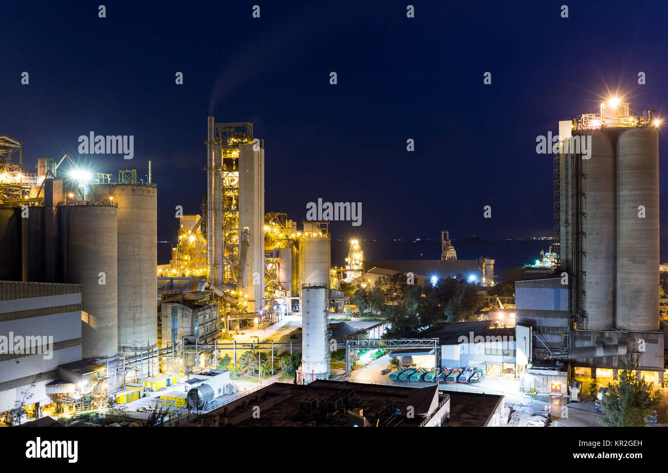 Cement factory at night Stock Photo - Alamy