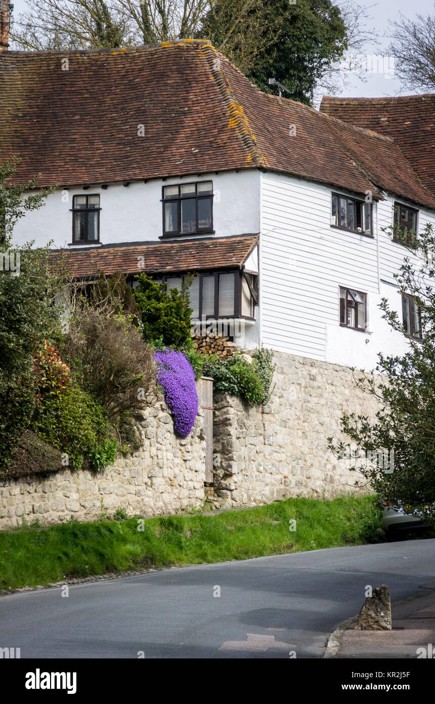 Timber weatherboard cottage hi-res stock photography and images - Alamy
