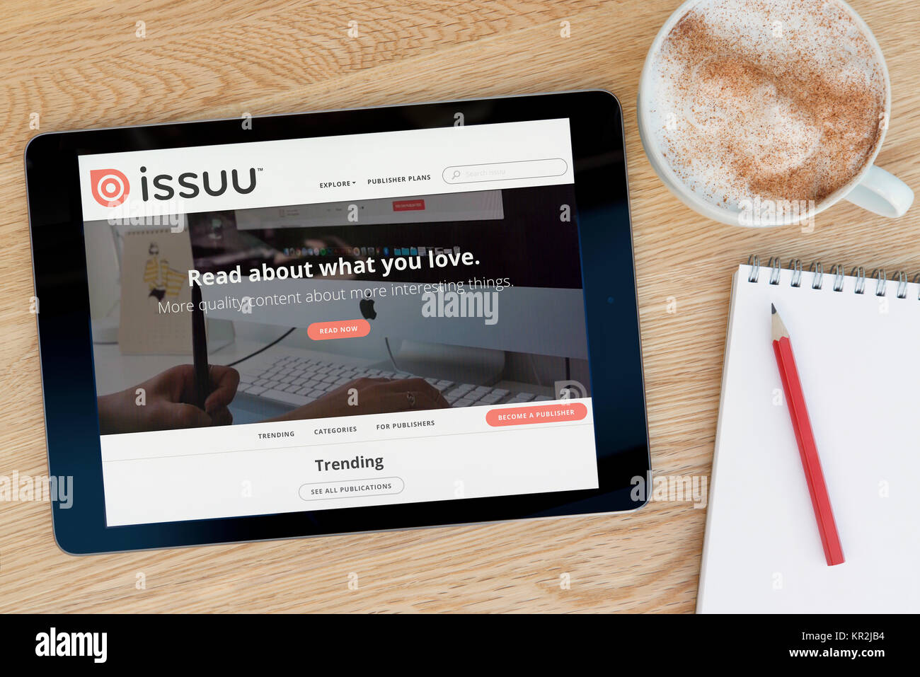 Issuu screen hi-res stock photography and images - Alamy