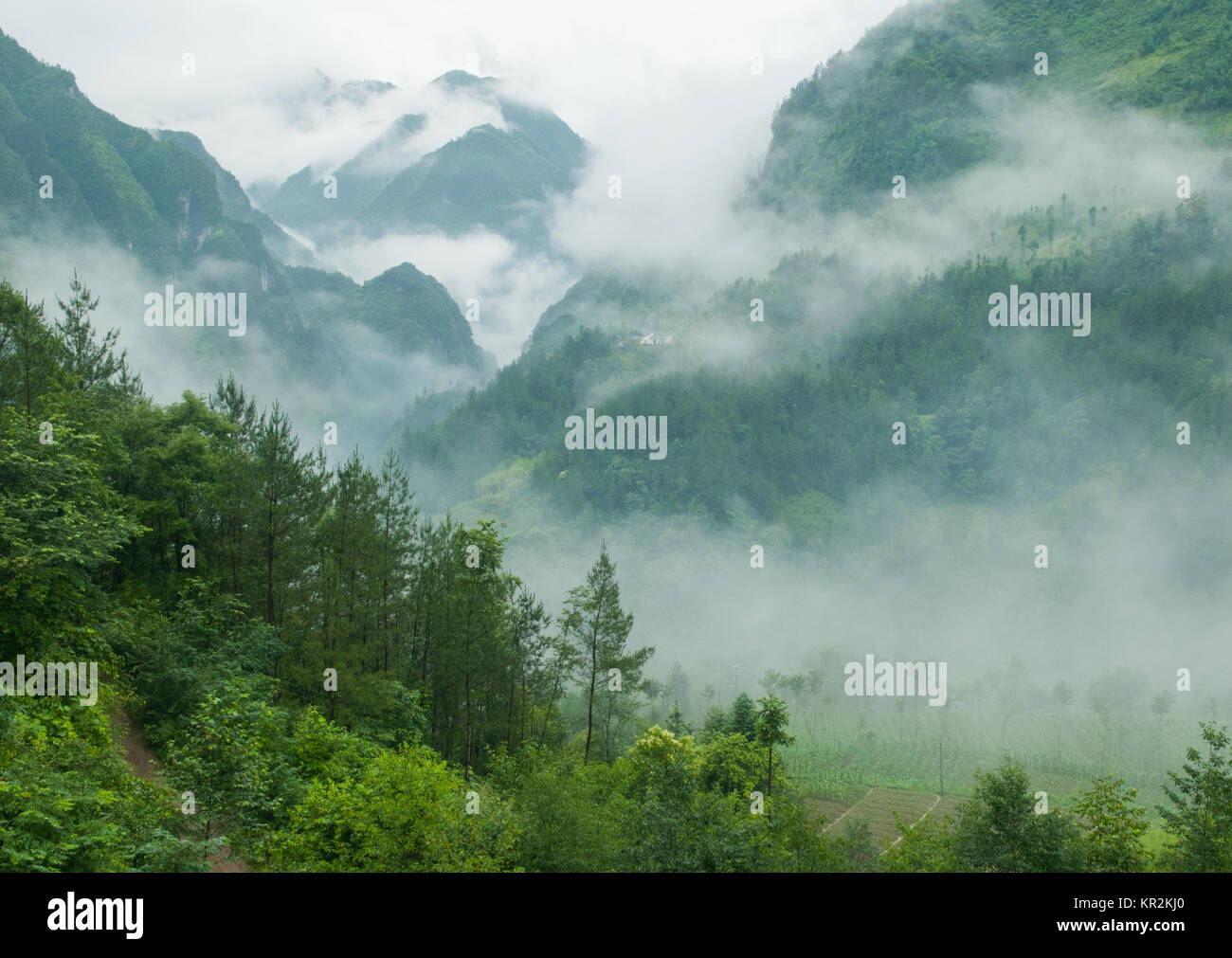 Kaixian mountain scenery, Chongqing, China Stock Photo - Alamy