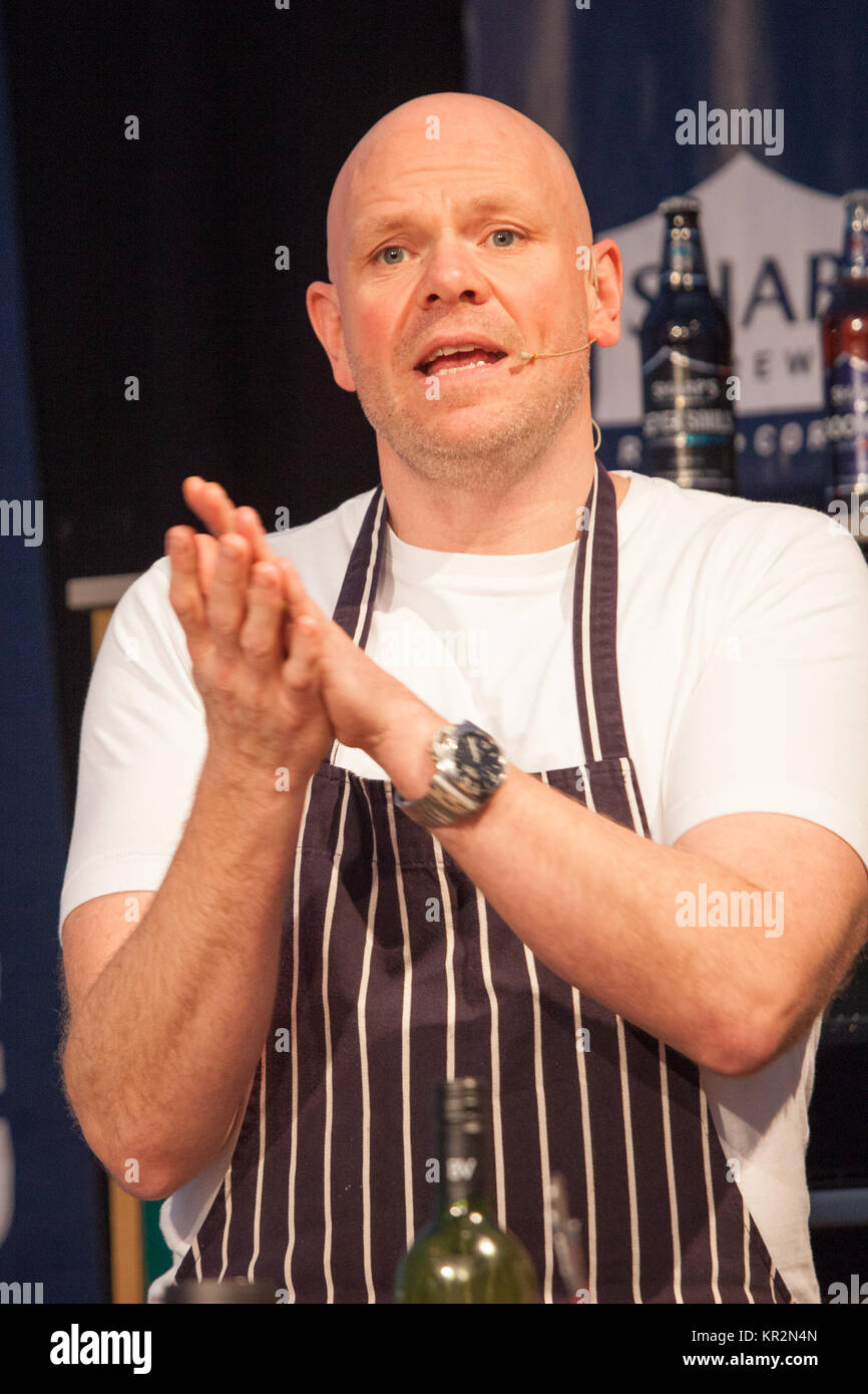 Tom kerridge chef hi-res stock photography and images - Alamy
