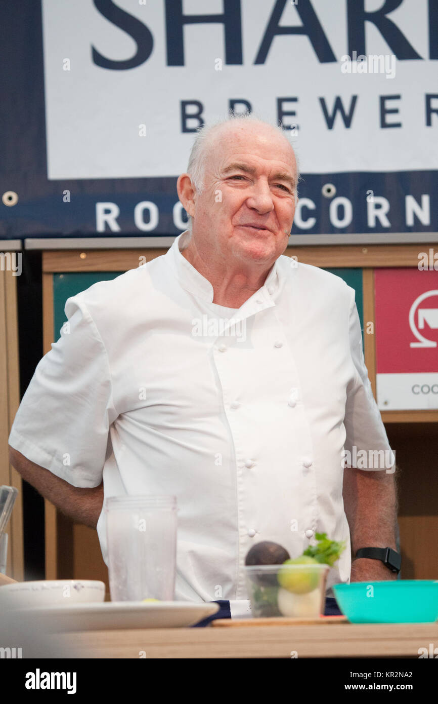 Rick Stein cooking at the Padstow Christmas Festival Stock Photo - Alamy