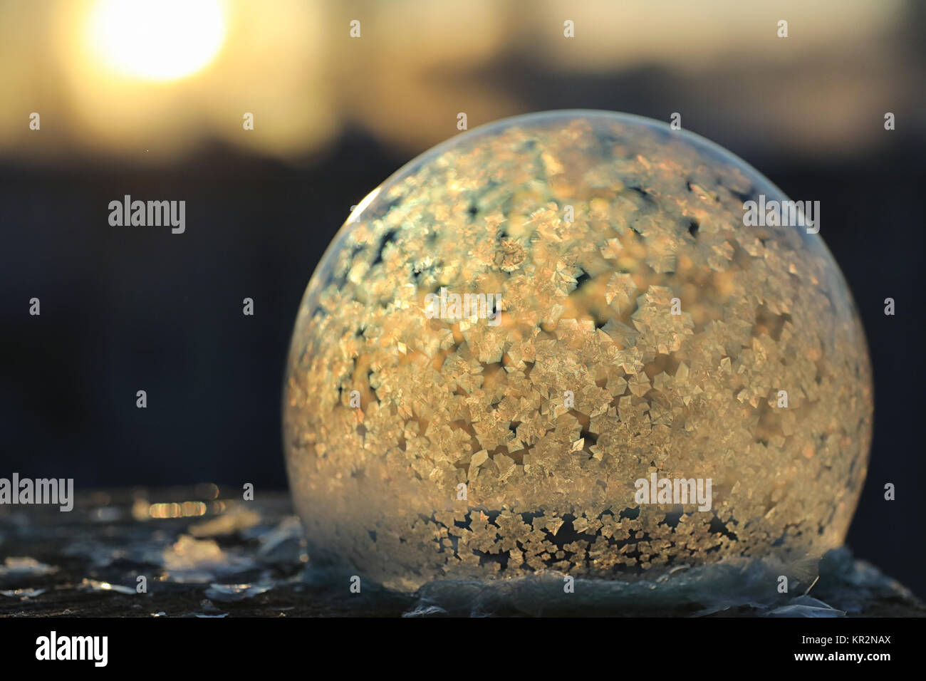 Frigid ice structures hi-res stock photography and images - Alamy
