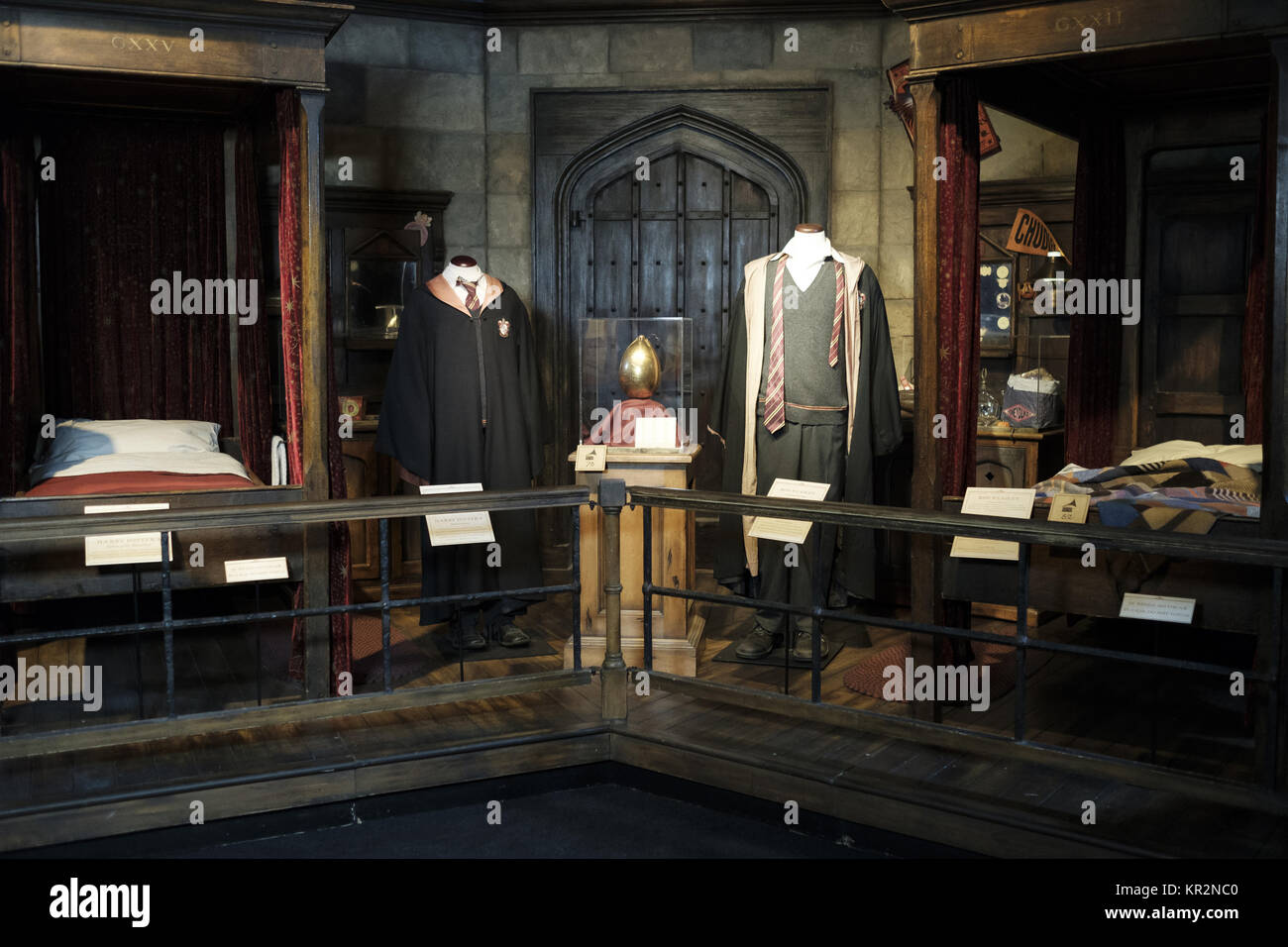 Props from Harry Potter films appear at 'Harry Potter: The Exhibition ...