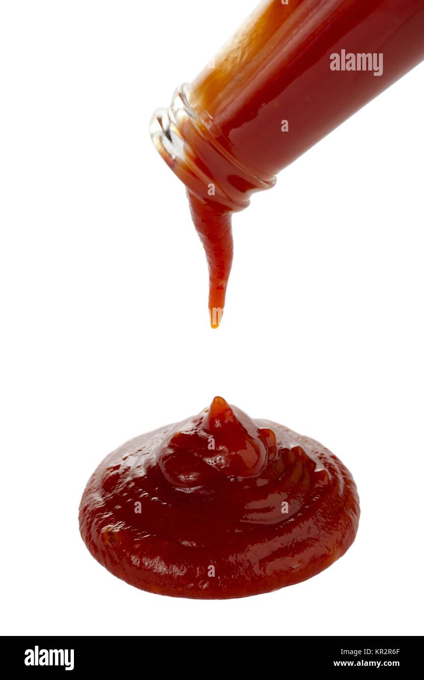 Pouring ketchup bottle hi-res stock photography and images - Alamy
