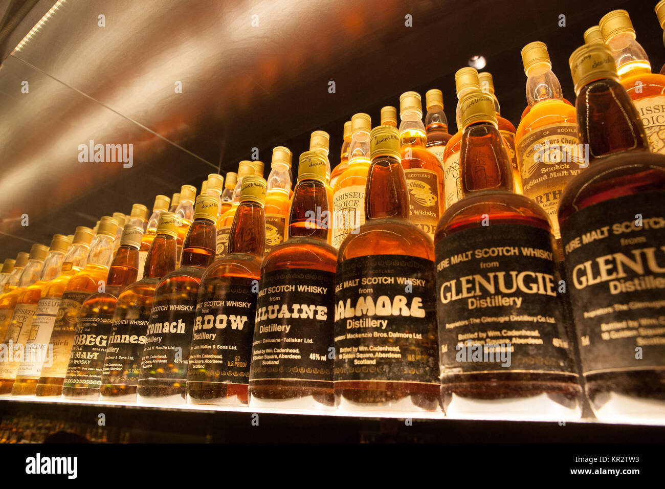 Whiskey collection hi-res stock photography and images - Alamy