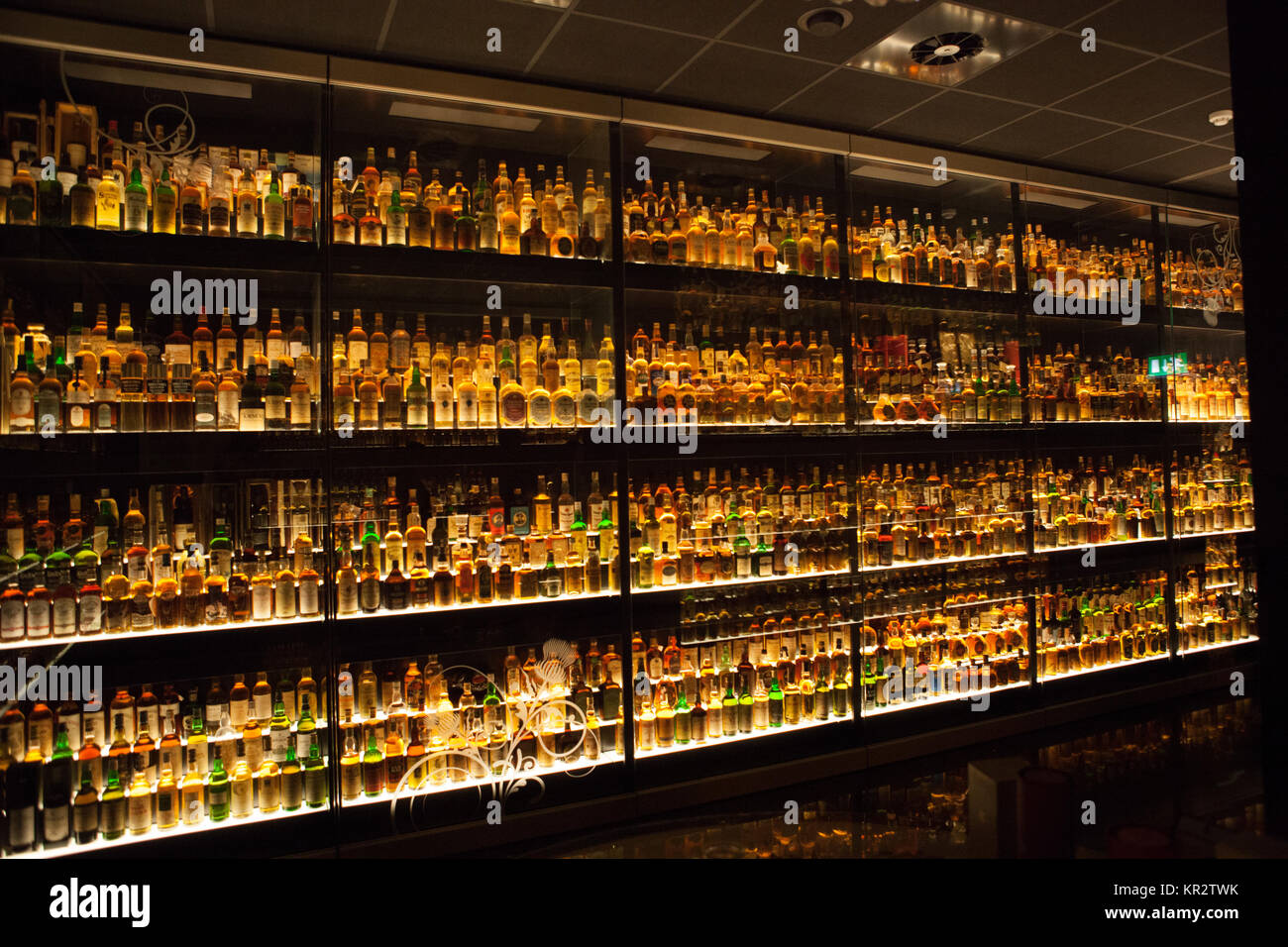 Whiskey collection hi-res stock photography and images - Alamy