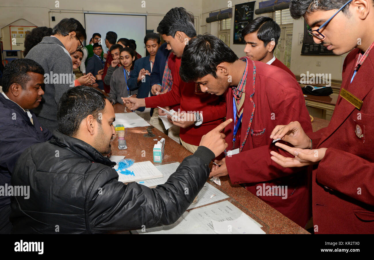 Indian school children in classroom Stock Photo - Alamy