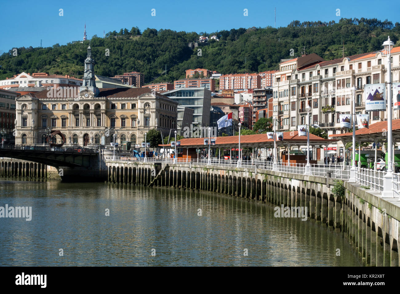 Bilbao ria. (Ria del Nervión).On the left side the Town Hall.Bilbao ...