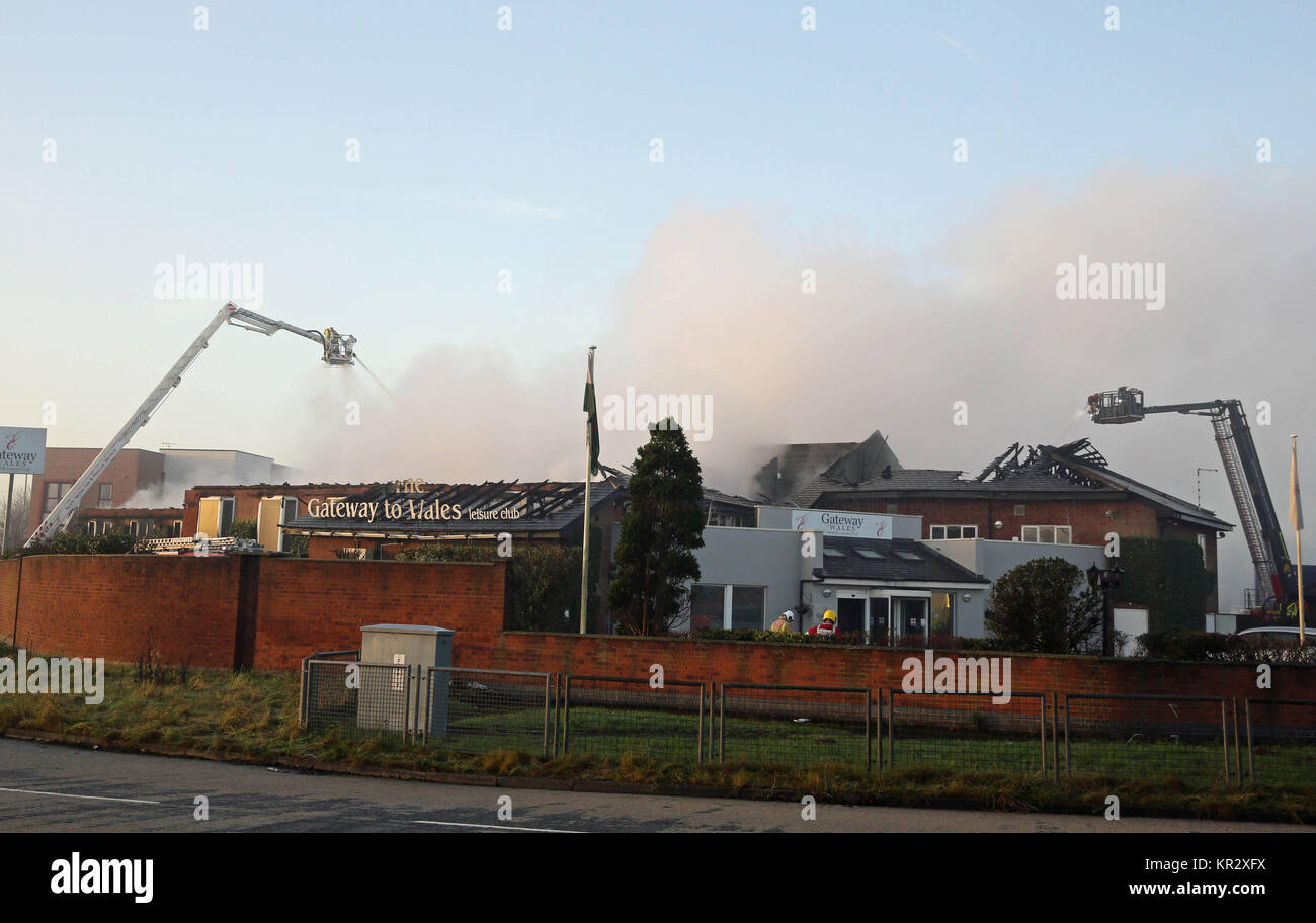 Emergency services at the scene of a fire at the Gateway to Wales Hotel ...