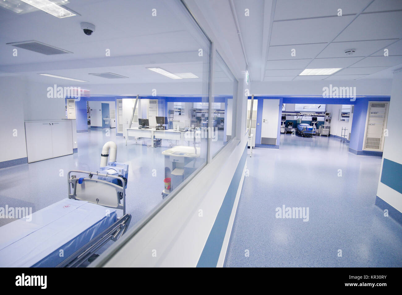 Orthopedic surgical equipment hi-res stock photography and images - Alamy
