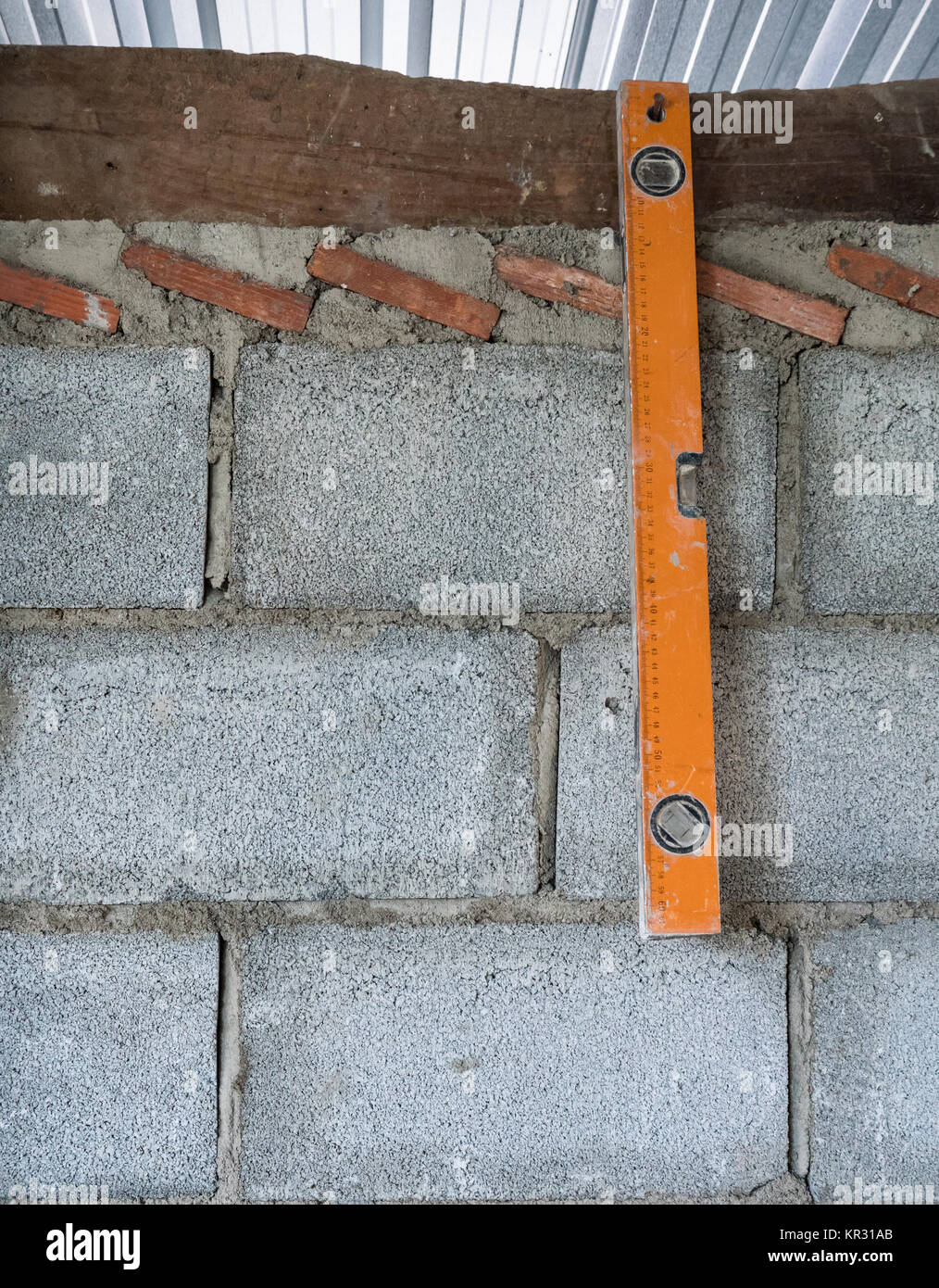 Rule tool wall alignment hi-res stock photography and images - Alamy