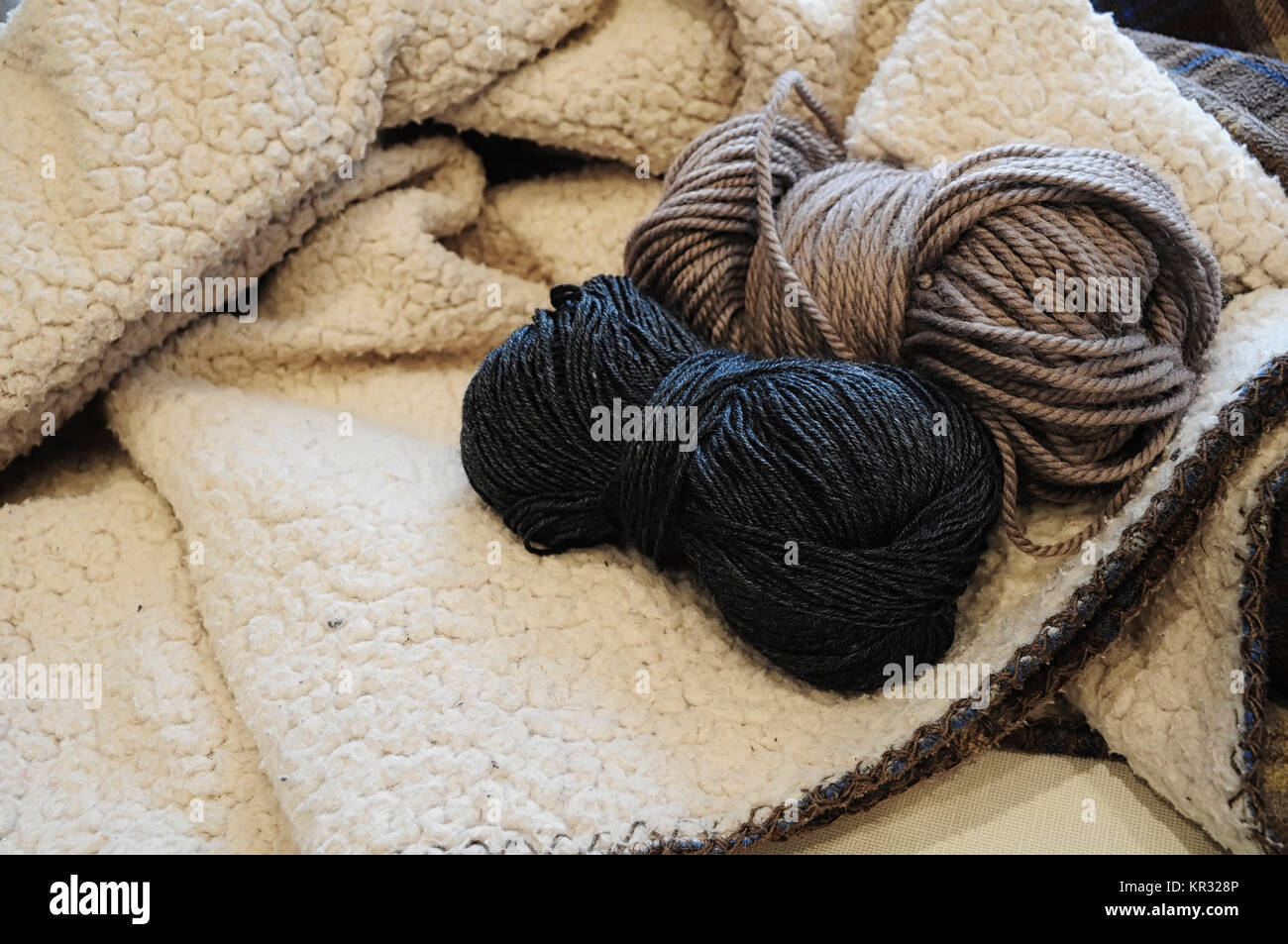 Clumps of wool hi-res stock photography and images - Alamy