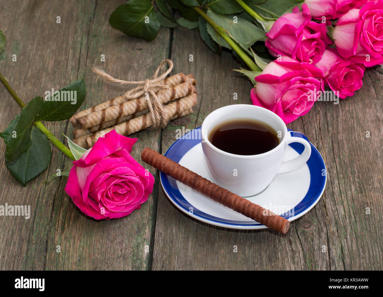 festive card, coffee and red roses Stock Photo - Alamy