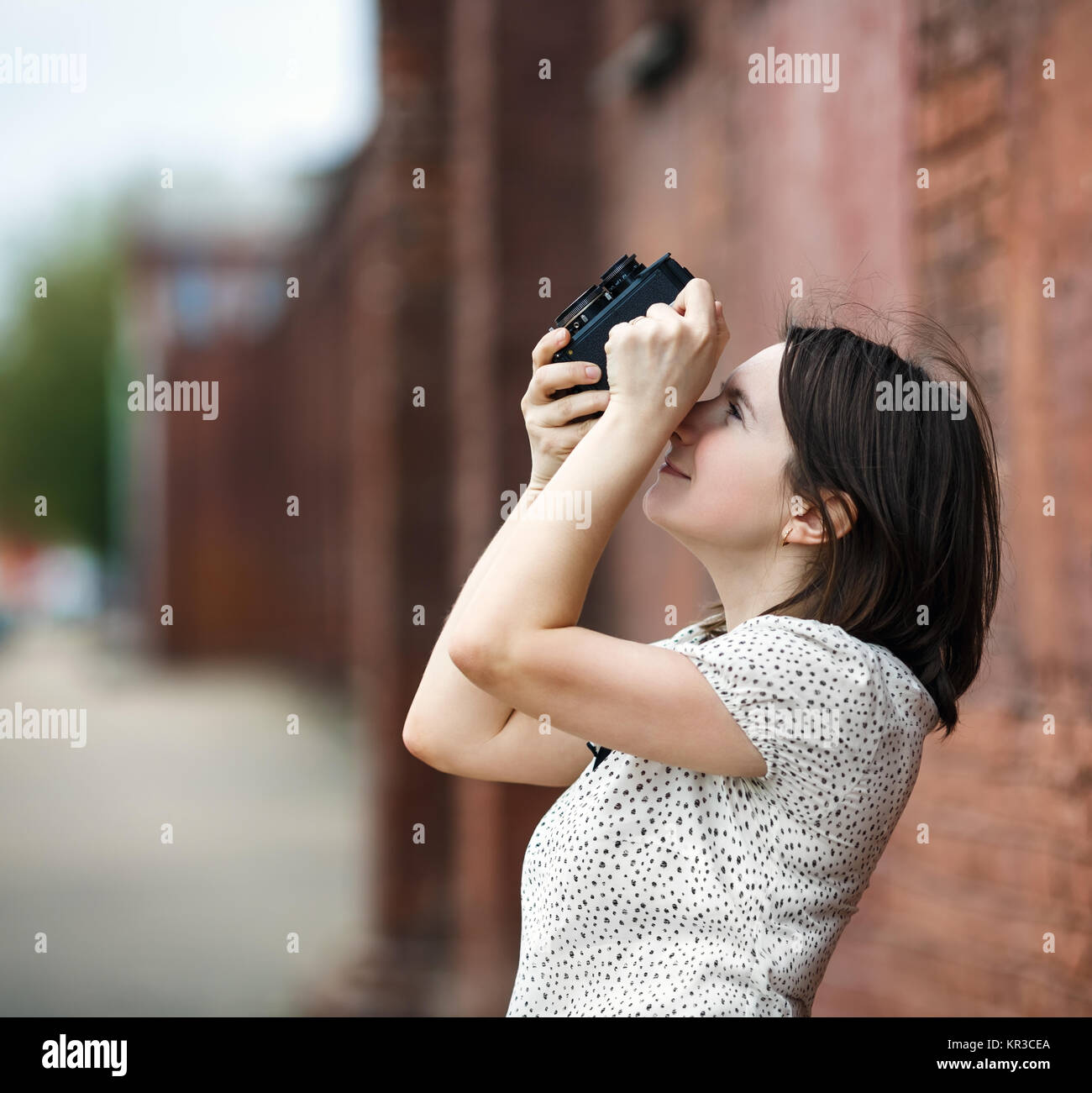 Female photographer Stock Photo - Alamy