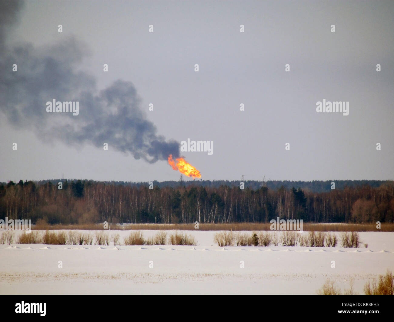 Burning gas flare Stock Photo - Alamy