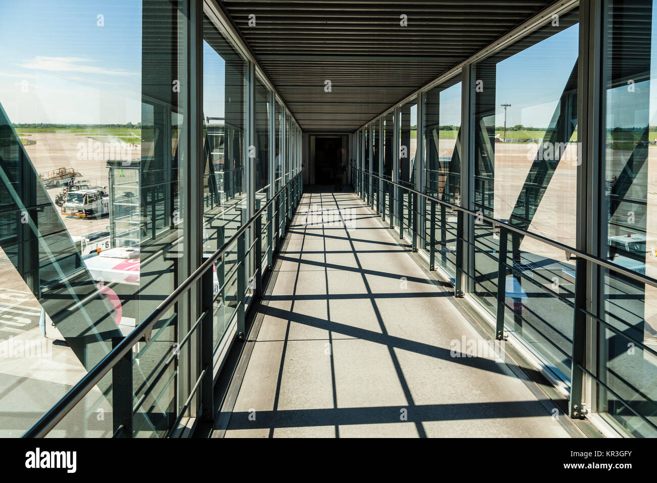empty jet bridge from inside for boarding the aircraft Stock Photo - Alamy