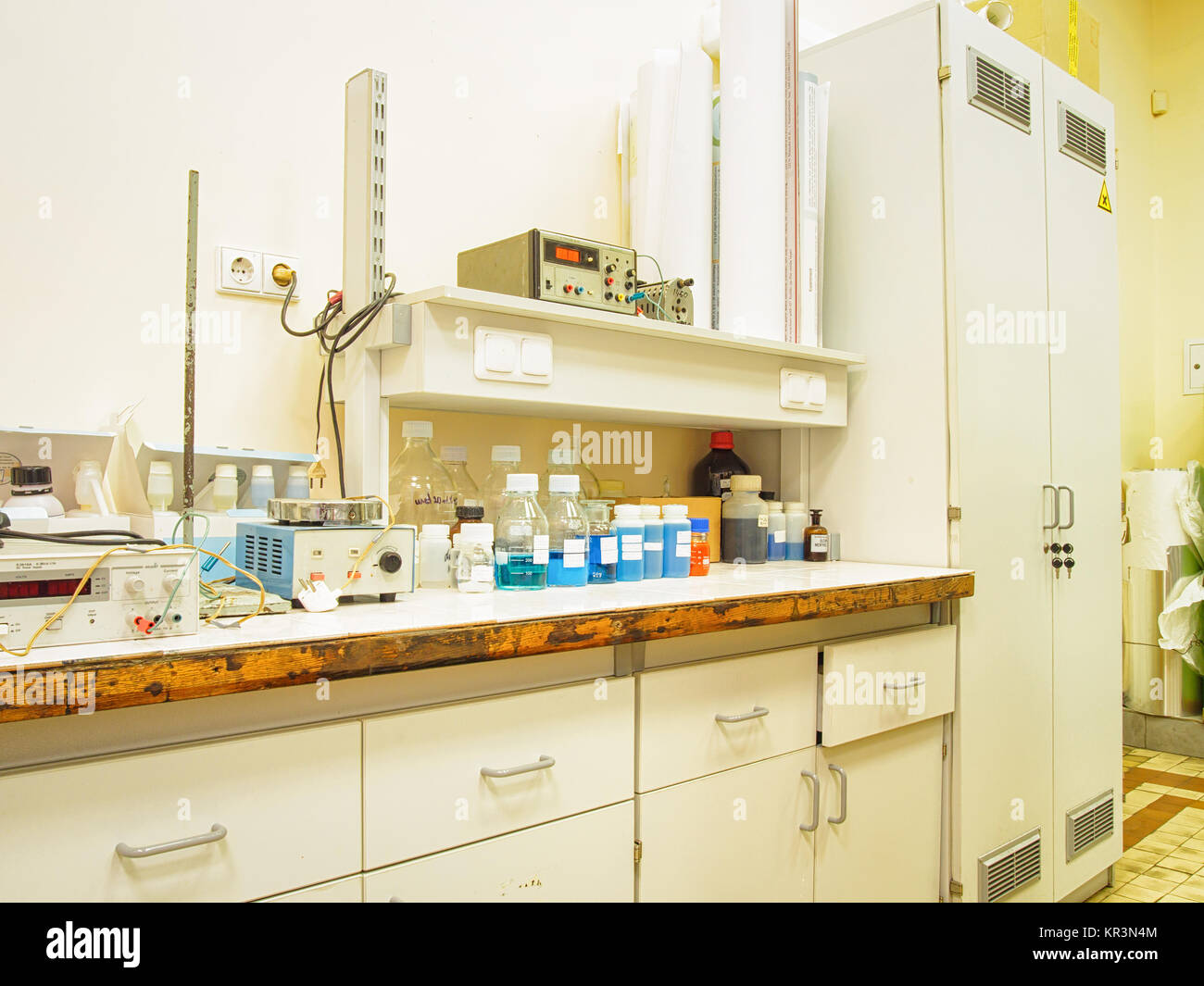 Lab chemical medical hi-res stock photography and images - Alamy