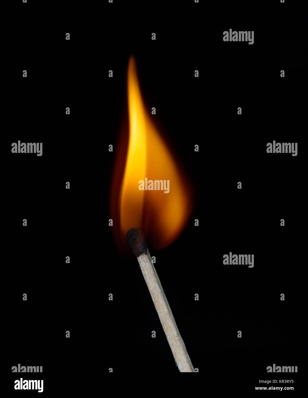 Lighted match hi-res stock photography and images - Alamy