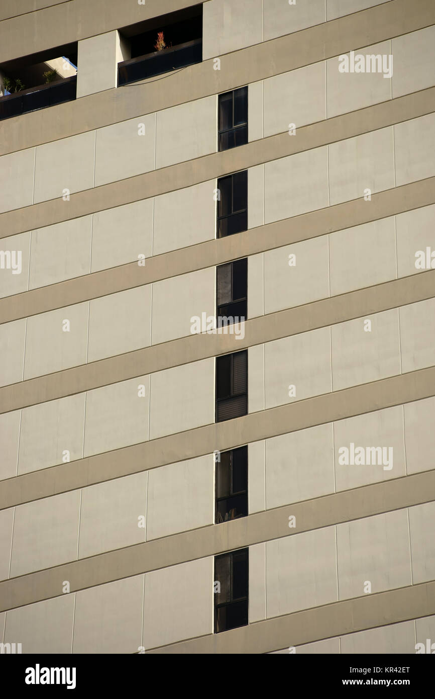 Smooth facade hi-res stock photography and images - Alamy