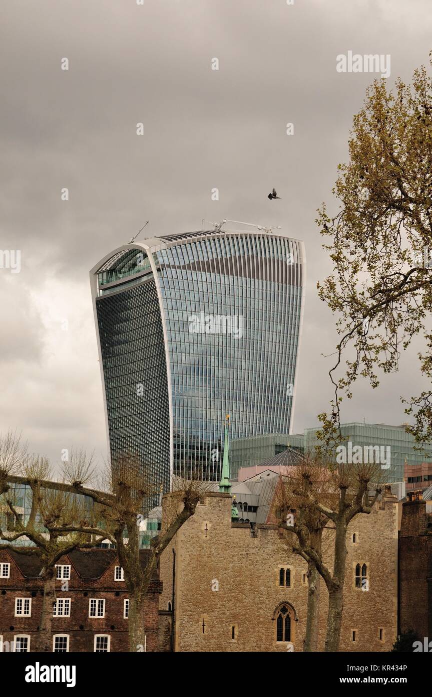 modern skyscraper in london Stock Photo - Alamy