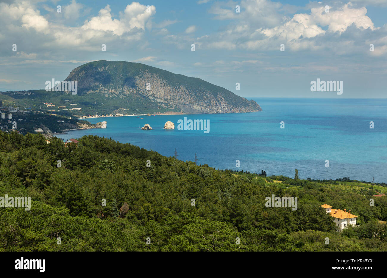 Coast of the Black Sea of Crimean Peninsula Stock Photo - Alamy