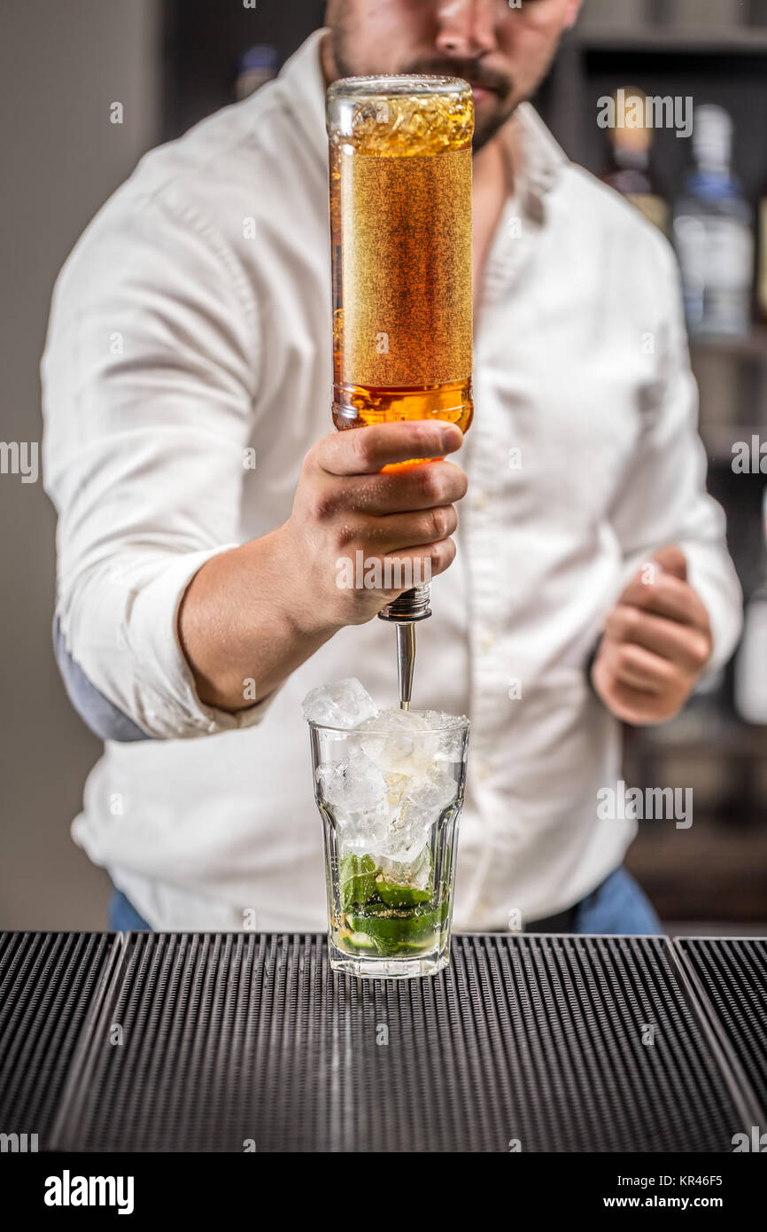 Barman at work Stock Photo - Alamy