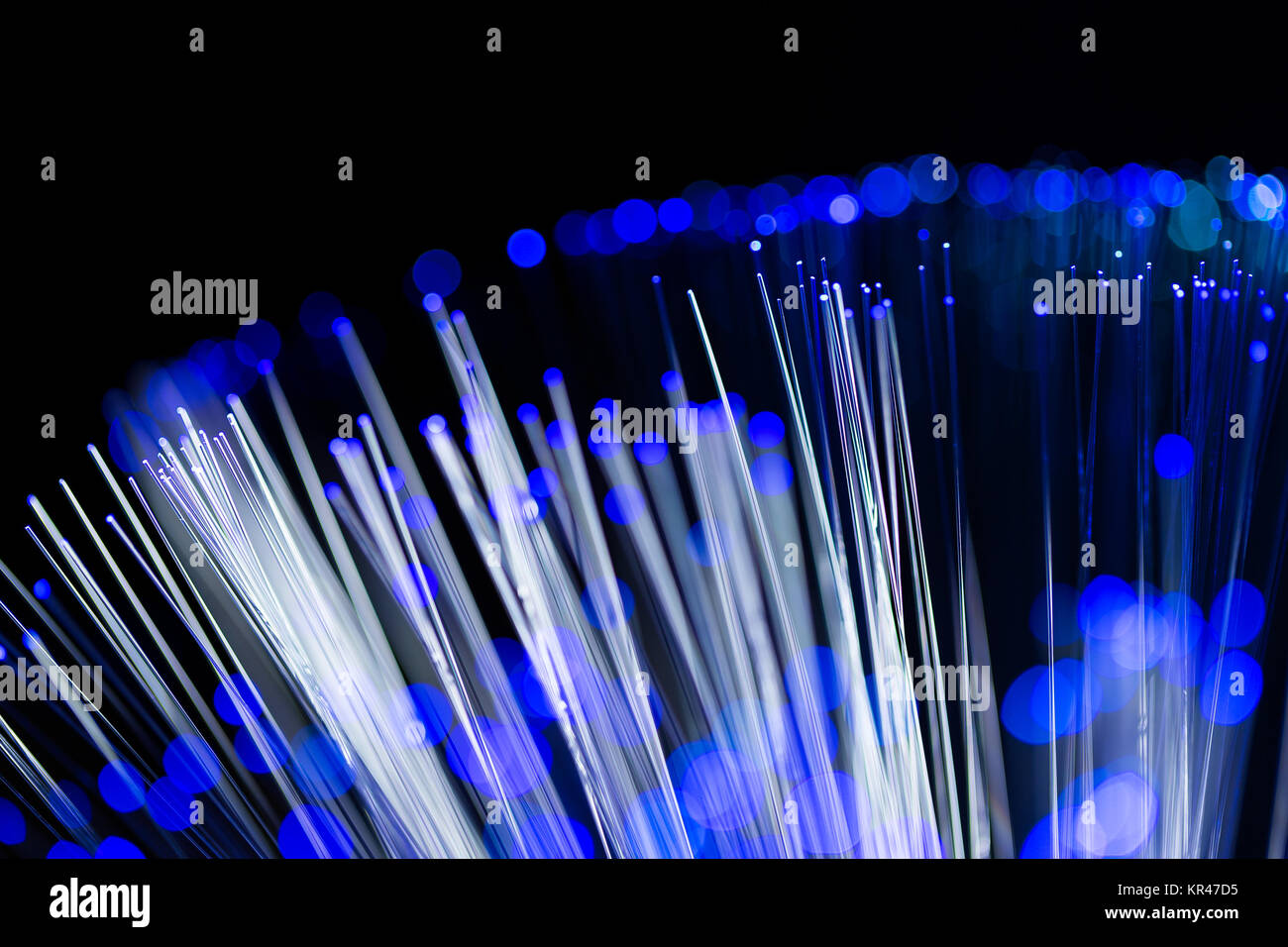 Iber optic cable hi-res stock photography and images - Alamy