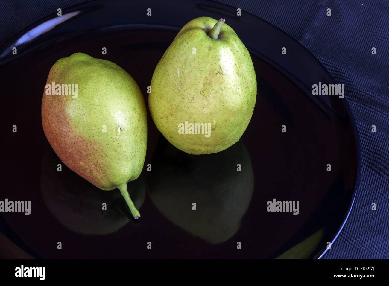 Fragrant pears fruit Stock Photo - Alamy