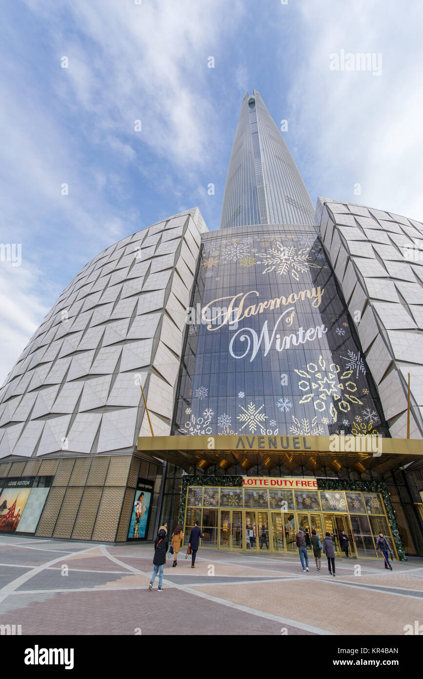 Dec 6,2017 front of Lotte World Tower , Seoul , Korea Stock Photo - Alamy