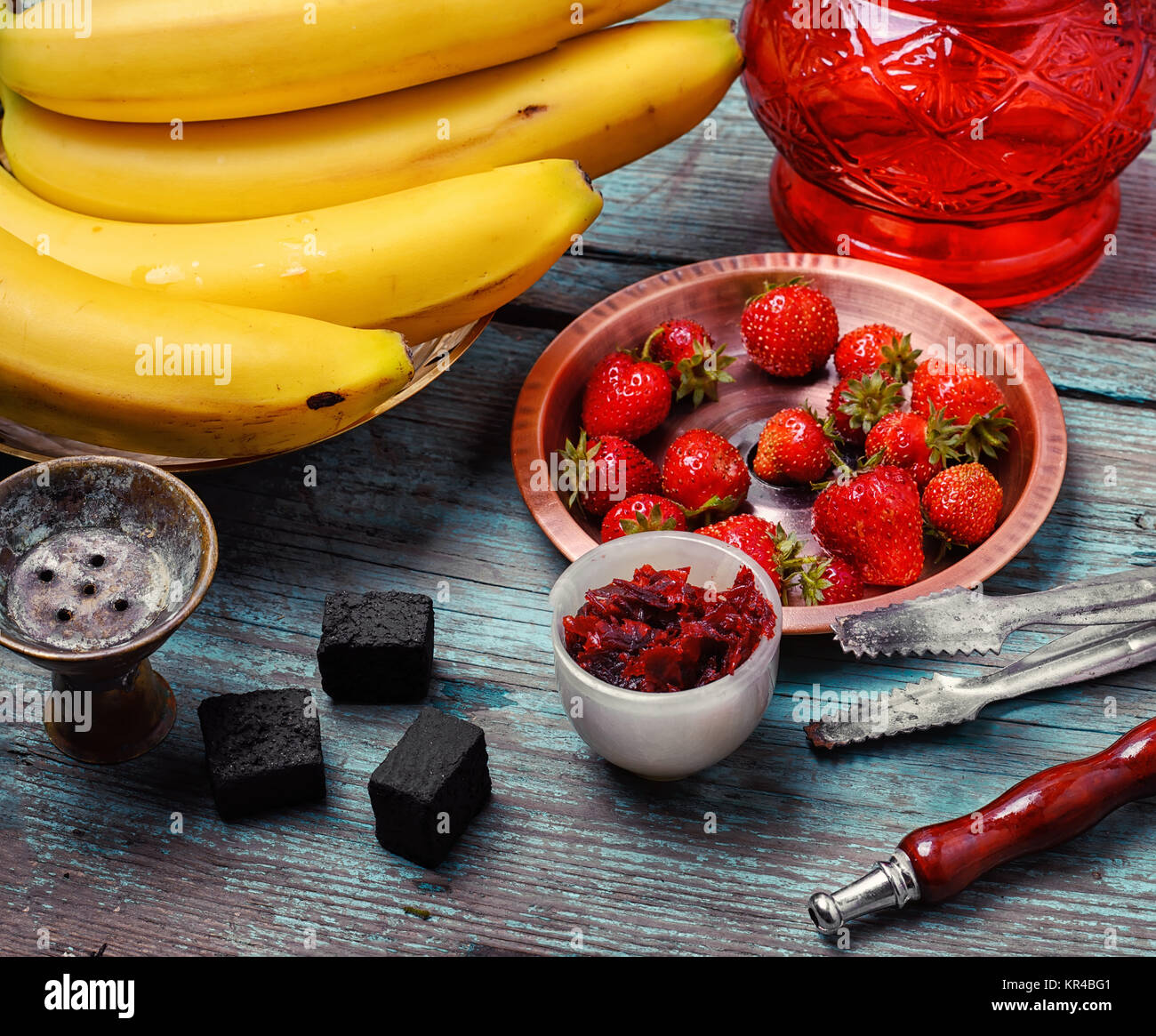 Banana aroma in smoking Stock Photo - Alamy