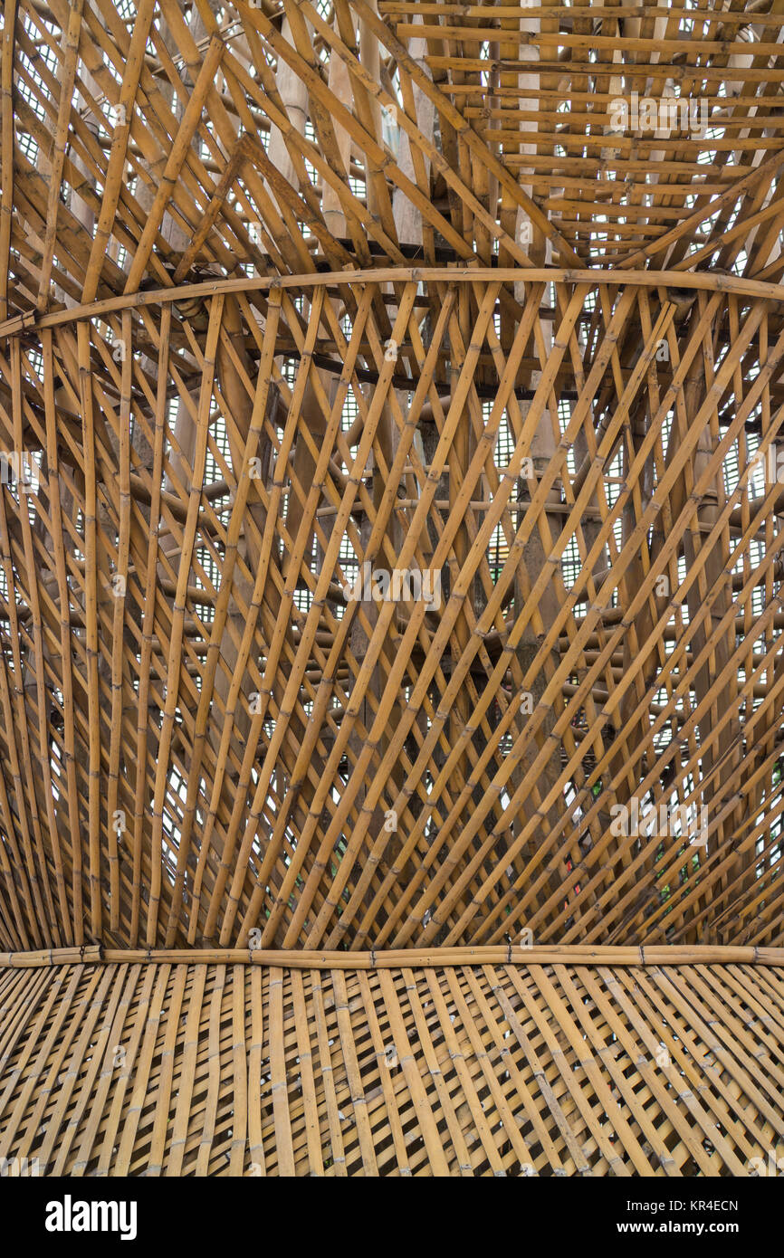 Dry bamboo of wall exterior Stock Photo - Alamy