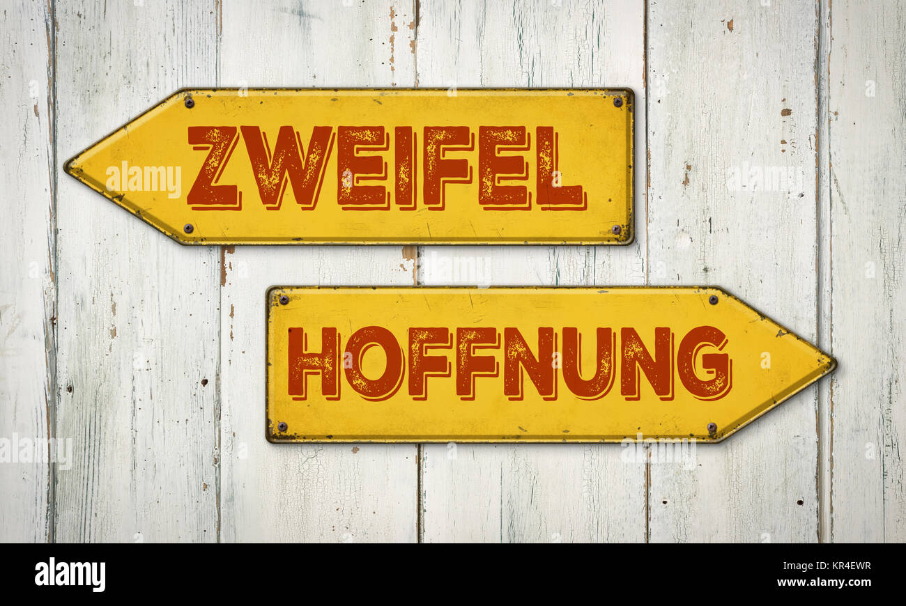 Wegweiser - Zweifel oder Hoffnung Stock Photo - Alamy