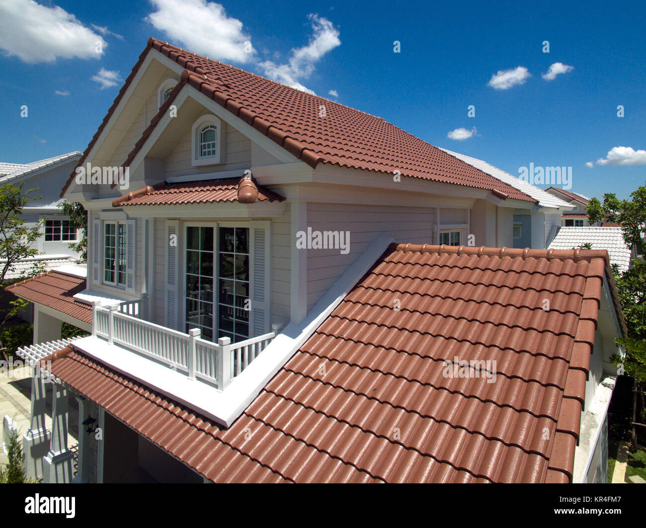 House New Roof Tiles Stock Photo - Alamy