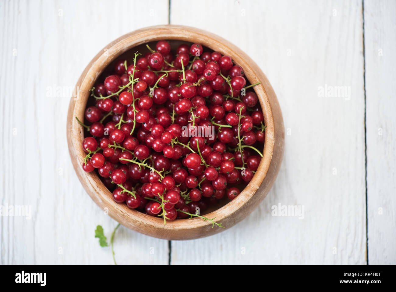 Fresh red currants Stock Photo - Alamy